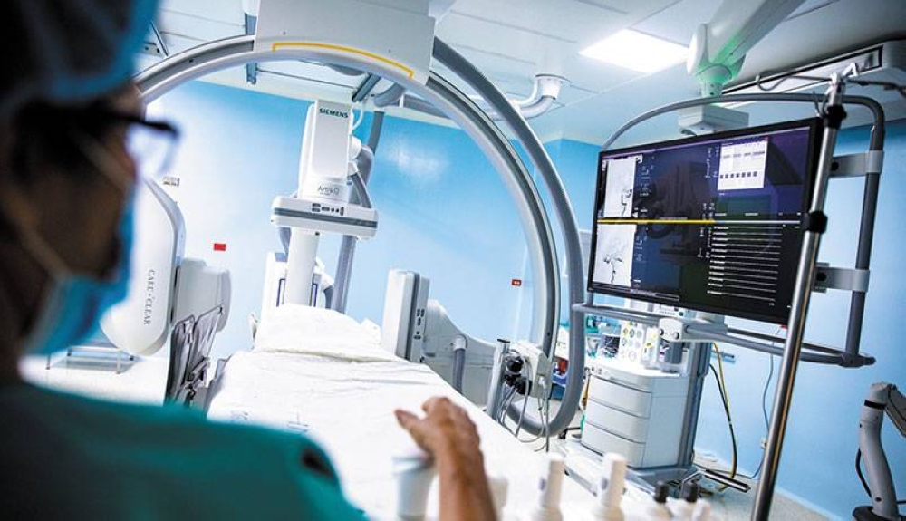 Bukele presenta laboratorio de cateterismo para menores - Diario El Mundo