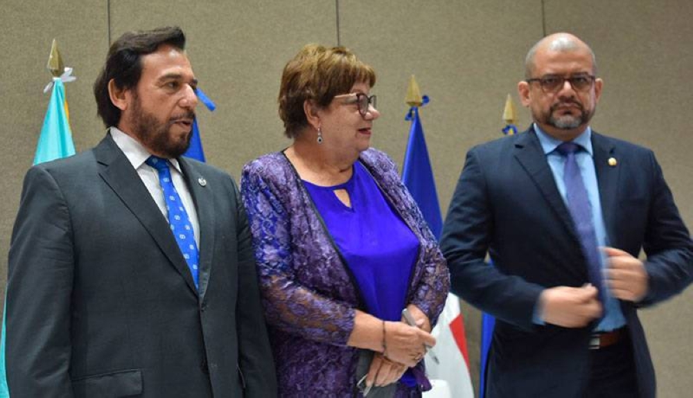 Ulloa dice habrá “intereses foráneos” que busquen frenar - Diario El Mundo