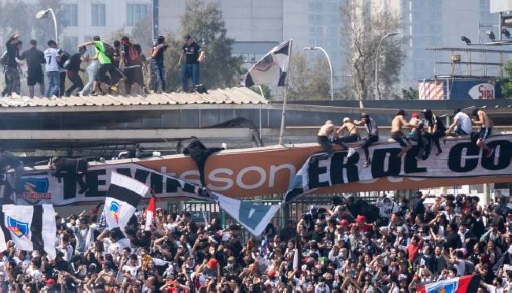 Colapsa parte del techo de estadio del Colo Colo en Chile - Diario El Mundo