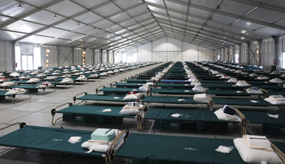 Habilitan albergues temporales en Nueva York para migrantes desplazados ...