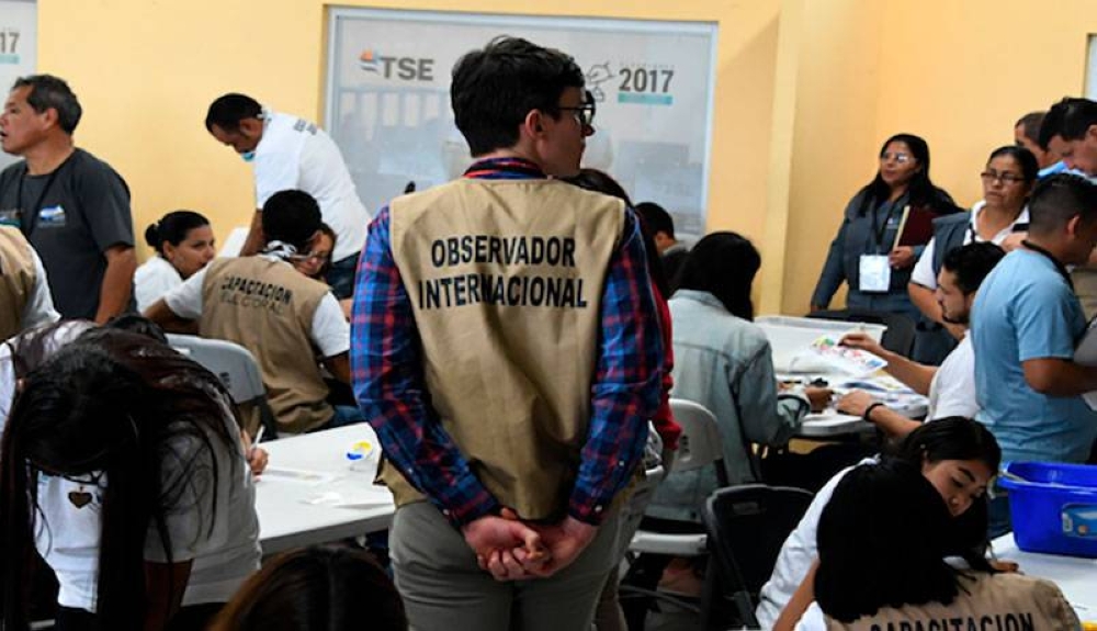 Llamado a observadores internacionales hacia 2024 - Diario El Mundo