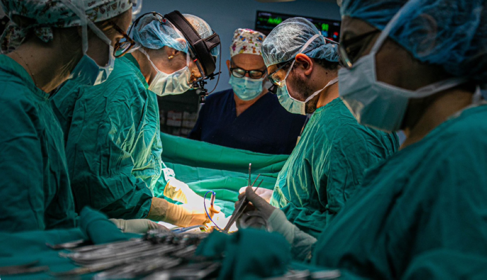 Misión española y Minsal realizan jornada de cirugías de corazón ...