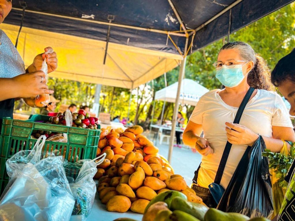 Agricultura realiza 16 agromercados este fin de semana - Diario El Mundo