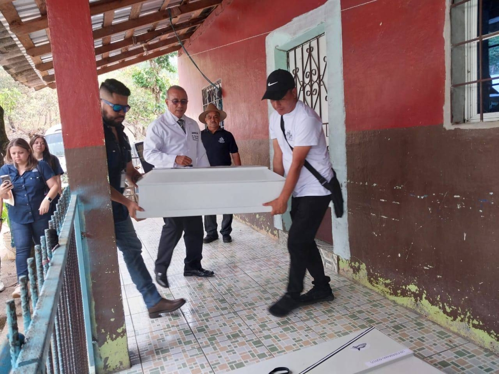 Entregan 16 osamentas de víctimas de la masacre de El Mozote - Diario El Mundo