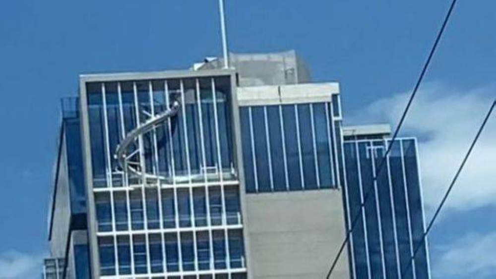 Preparan tobogán extremo en las alturas de torre Millenium - Diario El Mundo