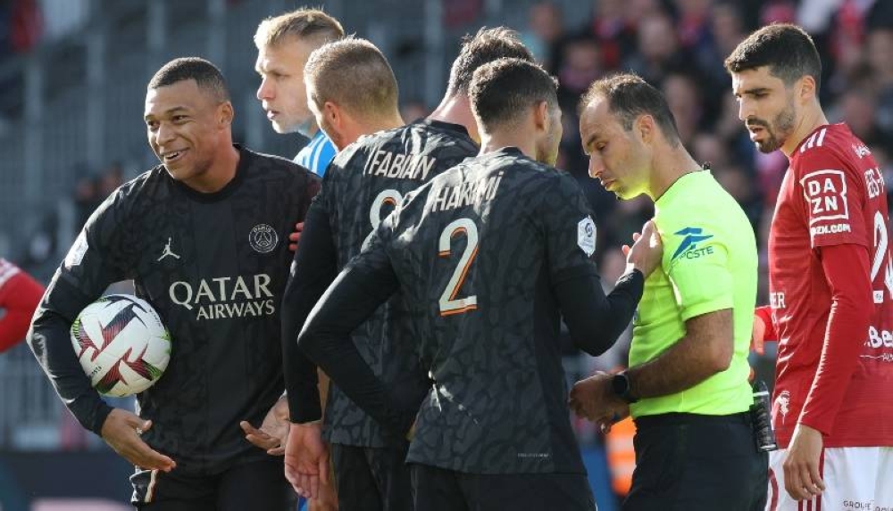 PSG alcanza el segundo lugar en Francia tras despachar al Brest de visita - Diario El Mundo