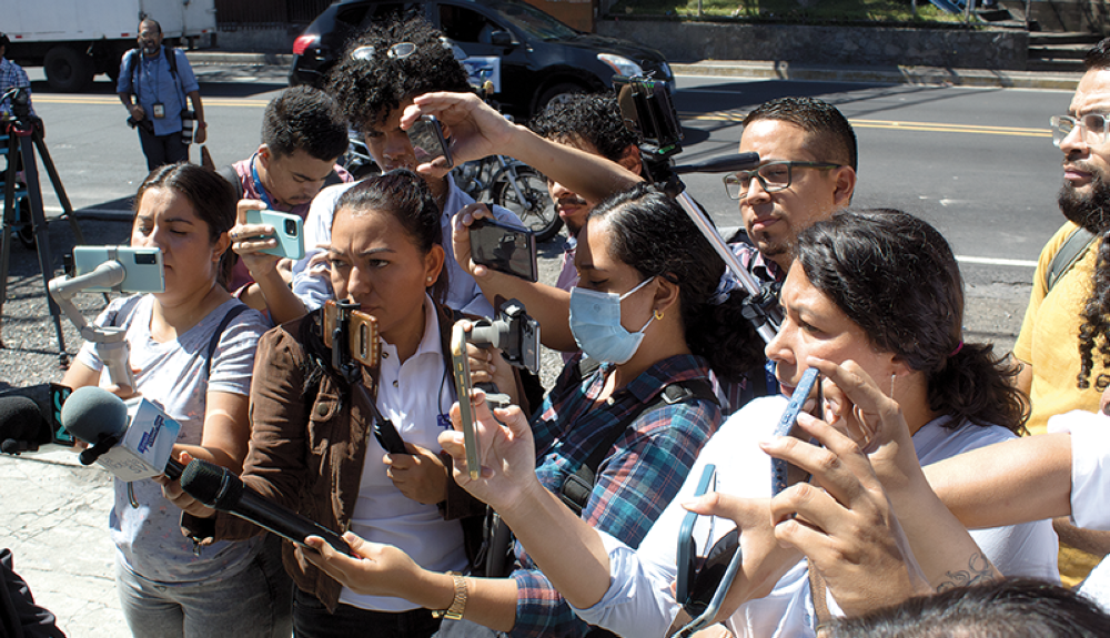 Derogan polémica reforma que aprobó prisión por ciertos mensajes en ...