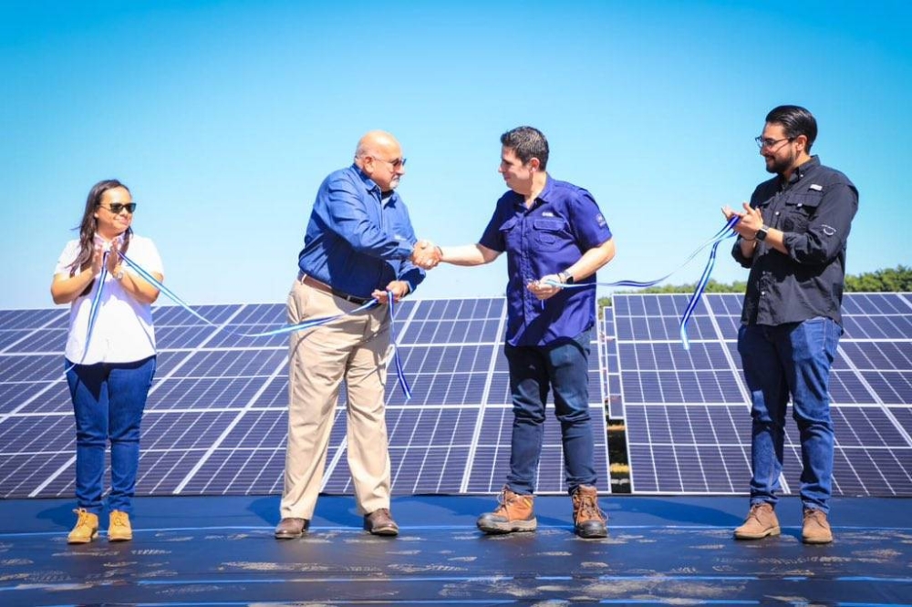 CEL entrega la primera planta solar pública en Talnique - Diario El Mundo